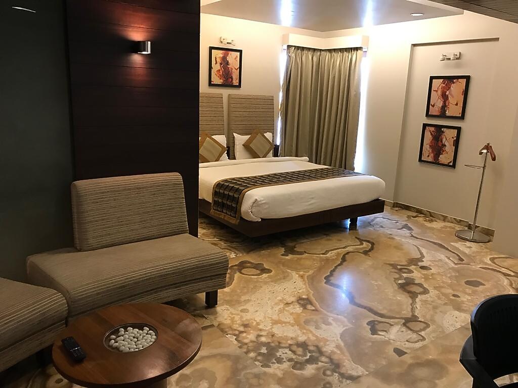 Photos of Bizz The Hotel - Hotel in Rajkot