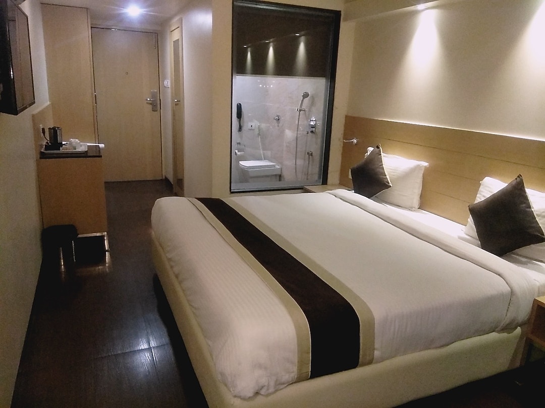 Photos of Hotel The Blossom - Hotel in Vapi