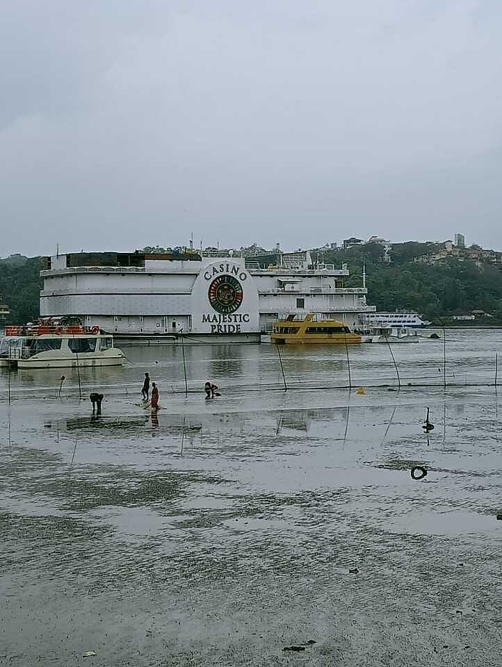 TreeHouse Neptune Inn 𝗕𝗢𝗢𝗞 Goa Hotel 𝘄𝗶𝘁𝗵 ₹𝟬 𝗣𝗔𝗬𝗠𝗘𝗡𝗧