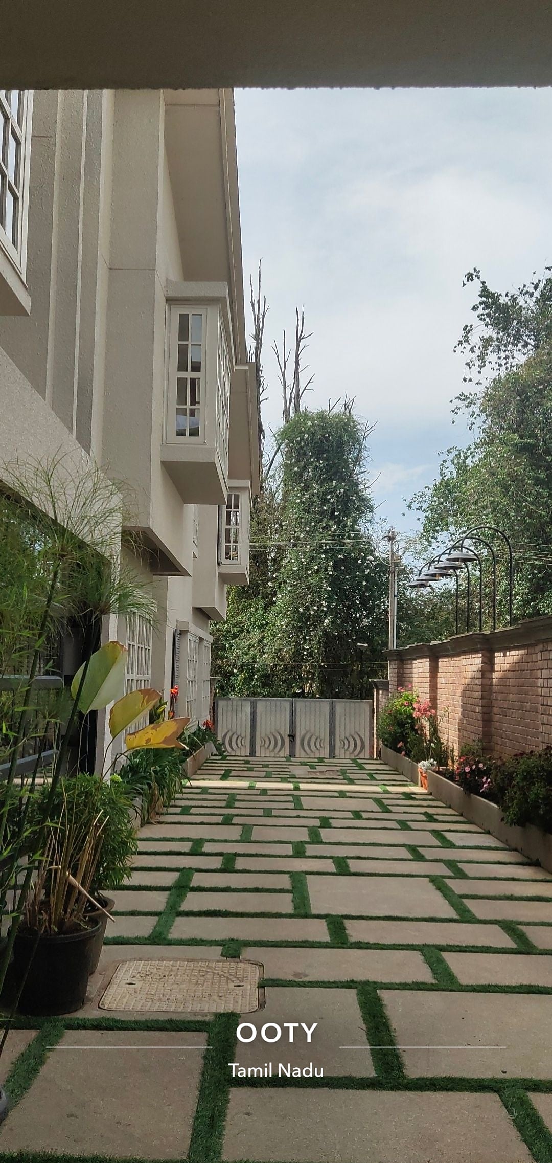 Meraki Maison | Rooms in a Villa | Ooty Villa BOOK @ ₹1