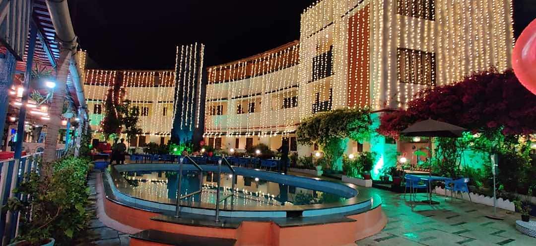 Hotel Sea Rock Villa 𝗕𝗢𝗢𝗞 Daman Hotel 𝘄𝗶𝘁𝗵 𝗙𝗥𝗘𝗘 𝗖𝗮𝗻𝗰𝗲𝗹𝗹𝗮𝘁𝗶𝗼𝗻