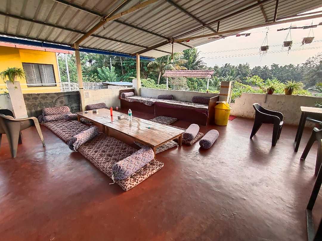 Gokarna Mid Beach Stay | Rooms & Dorms 𝗕𝗢𝗢𝗞 Gokarna Hostel 𝘄𝗶𝘁𝗵 𝗙𝗥𝗘𝗘 𝗖𝗮𝗻𝗰𝗲𝗹𝗹𝗮𝘁𝗶𝗼𝗻