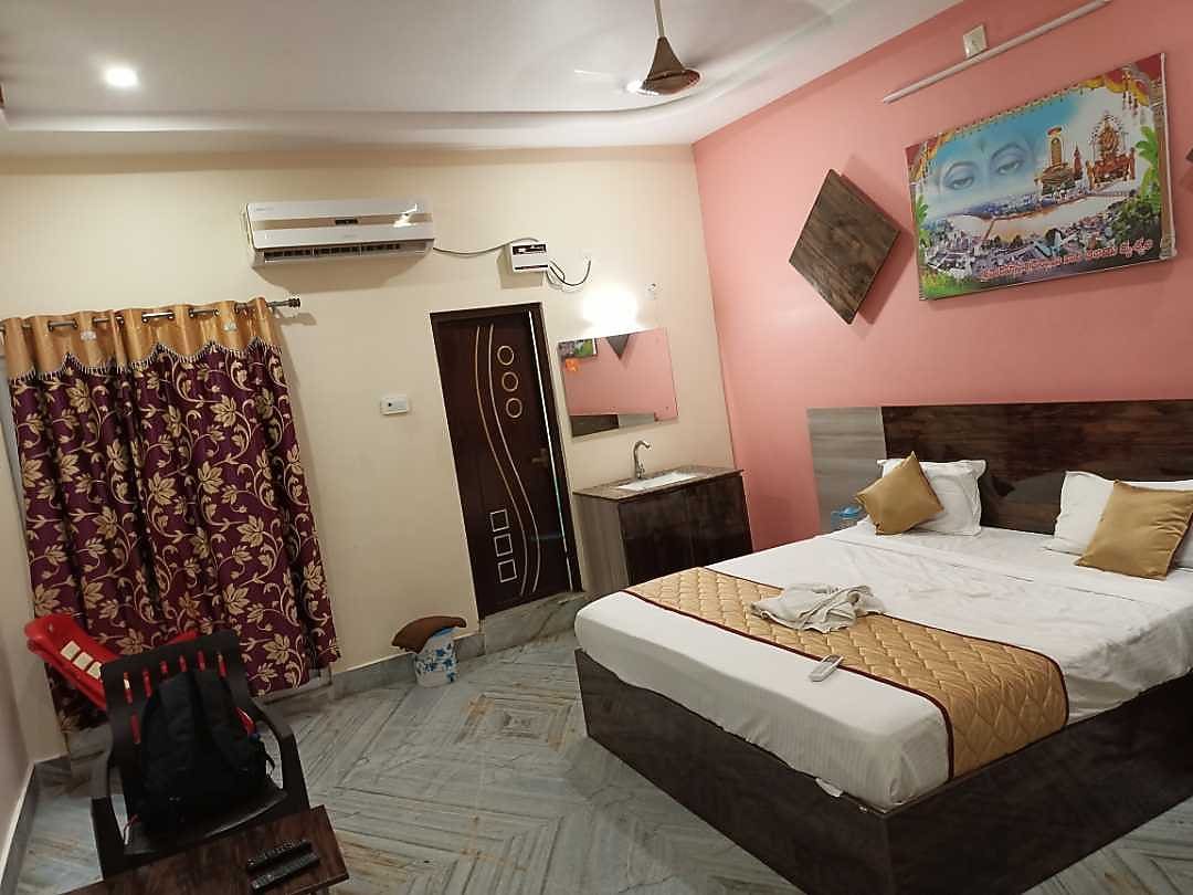Devansh Bhanu Residency DBR | Rooms & Cafe 𝗕𝗢𝗢𝗞 Srikalahasti Apartment ...