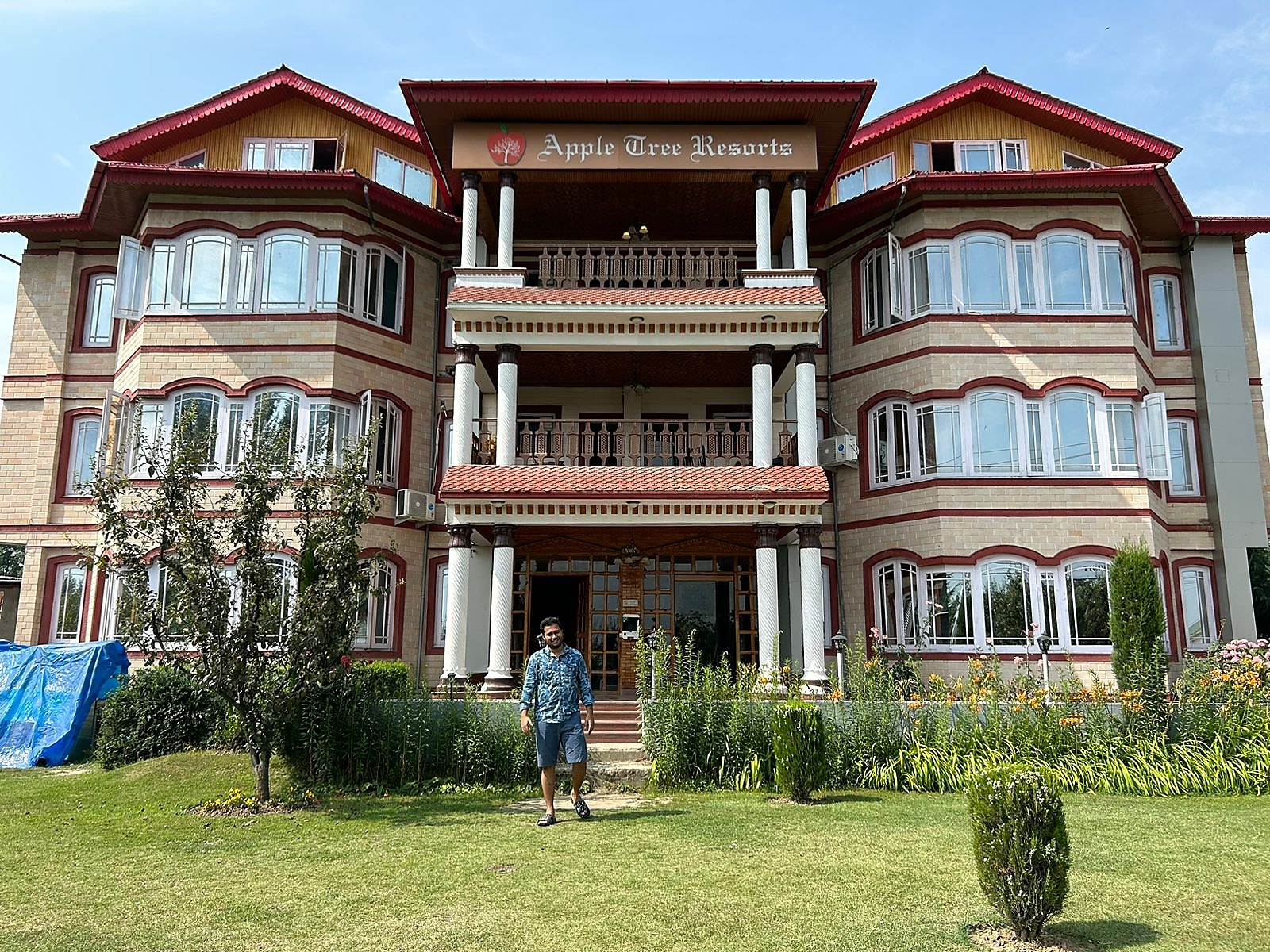 Apple Tree Resorts 𝗕𝗢𝗢𝗞 Gulmarg Resort 𝘄𝗶𝘁𝗵 ₹𝟬 𝗣𝗔𝗬𝗠𝗘𝗡𝗧