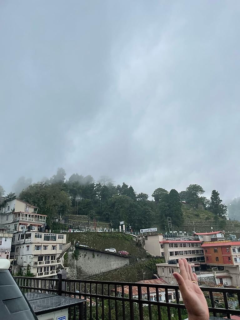 EllBee Mussoorie Hills | Mussoorie Hotel BOOK @ ₹1