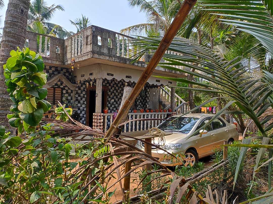AJJA AND SONS GOKARNA 𝗕𝗢𝗢𝗞 Gokarna Holiday Home 𝘄𝗶𝘁𝗵 𝗙𝗥𝗘𝗘 𝗖𝗮𝗻𝗰𝗲𝗹𝗹𝗮𝘁𝗶𝗼𝗻