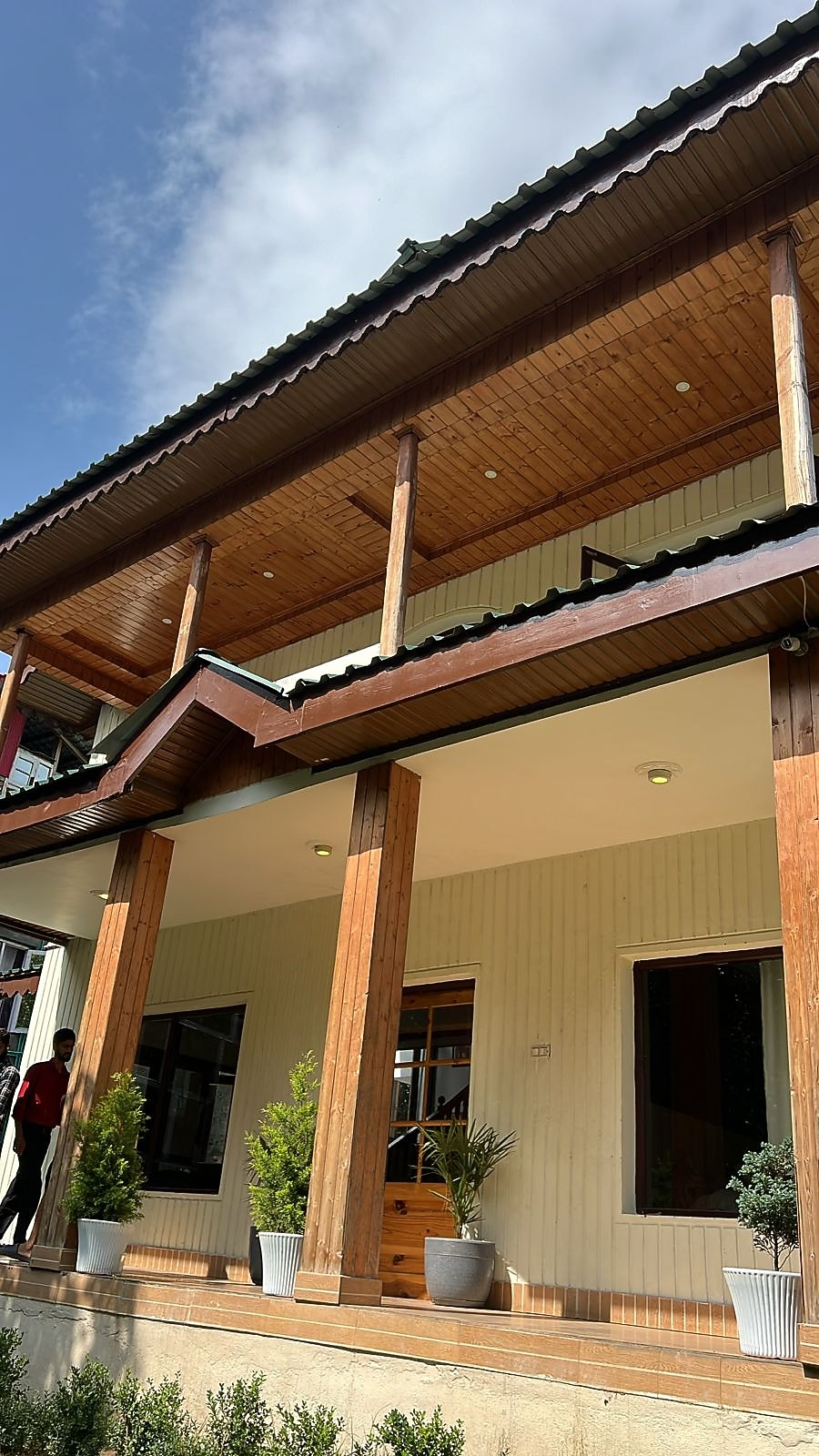 Walnut Tree Pahalgam 100% Money Back 𝗕𝗢𝗢𝗞 Pahalgam Hotel 𝘄𝗶𝘁𝗵 𝗙𝗥𝗘𝗘 ...