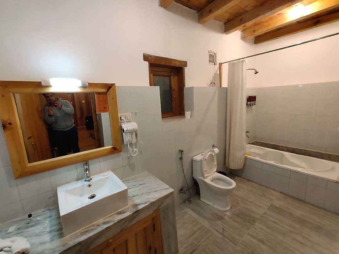 Rema Resort 𝗕𝗢𝗢𝗞 Paro Hotel 𝘄𝗶𝘁𝗵 ₹𝟬 𝗣𝗔𝗬𝗠𝗘𝗡𝗧