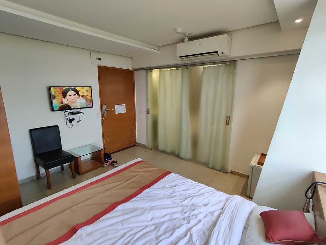 Photos of 7 Wonders Hotel - Hotel in Gandhinagar