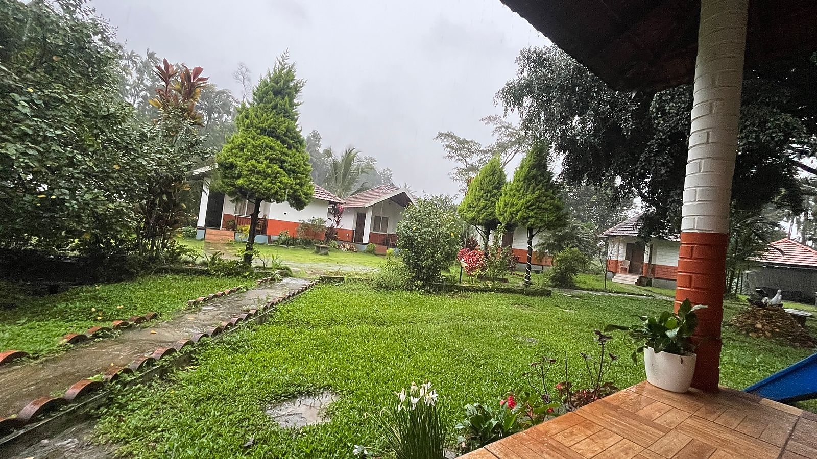 Nature Valley homestay 𝗕𝗢𝗢𝗞 Hornadu Homestay 𝘄𝗶𝘁𝗵 𝗙𝗥𝗘𝗘 𝗖𝗮𝗻𝗰𝗲𝗹𝗹𝗮𝘁𝗶𝗼𝗻