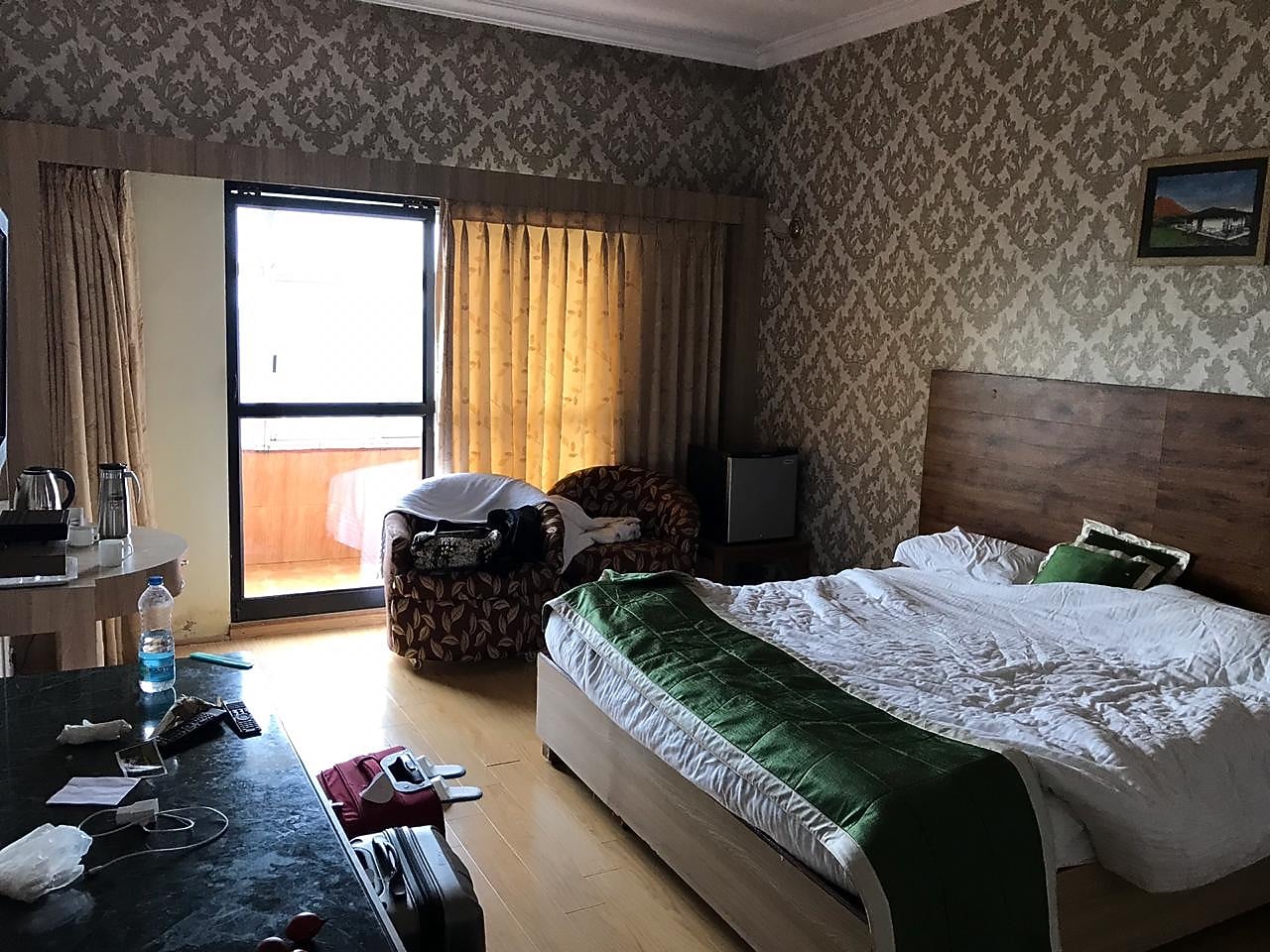 The Monarch | Ooty Hotel BOOK @ ₹1