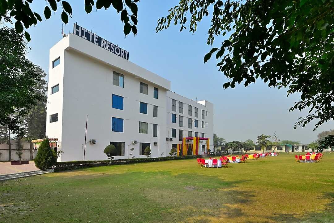 HITE Resort Greater Noida 𝗕𝗢𝗢𝗞 Noida Resort 𝘄𝗶𝘁𝗵 𝗙𝗥𝗘𝗘 𝗖𝗮𝗻𝗰𝗲𝗹𝗹𝗮𝘁𝗶𝗼𝗻
