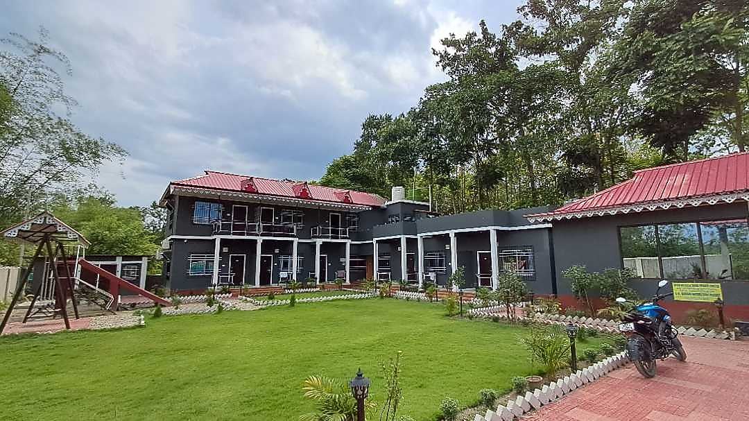 Dooars Nature Cent Resort 𝗕𝗢𝗢𝗞 Lataguri Resort 𝘄𝗶𝘁𝗵 𝗙𝗥𝗘𝗘 𝗖𝗮𝗻𝗰𝗲𝗹𝗹𝗮𝘁𝗶𝗼𝗻