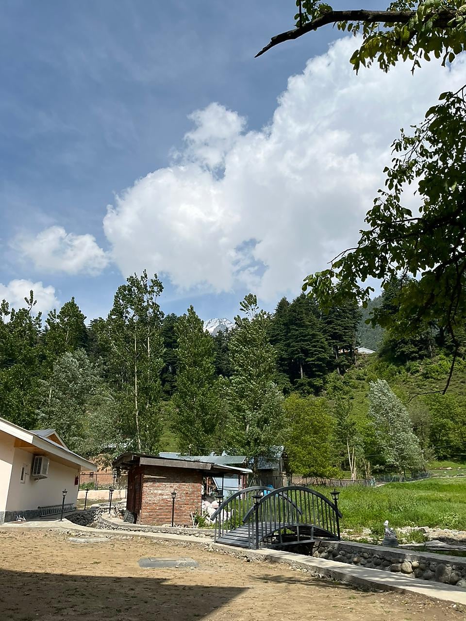 Welcome Resort 𝗕𝗢𝗢𝗞 Pahalgam Resort 𝘄𝗶𝘁𝗵 𝗙𝗥𝗘𝗘 𝗖𝗮𝗻𝗰𝗲𝗹𝗹𝗮𝘁𝗶𝗼𝗻