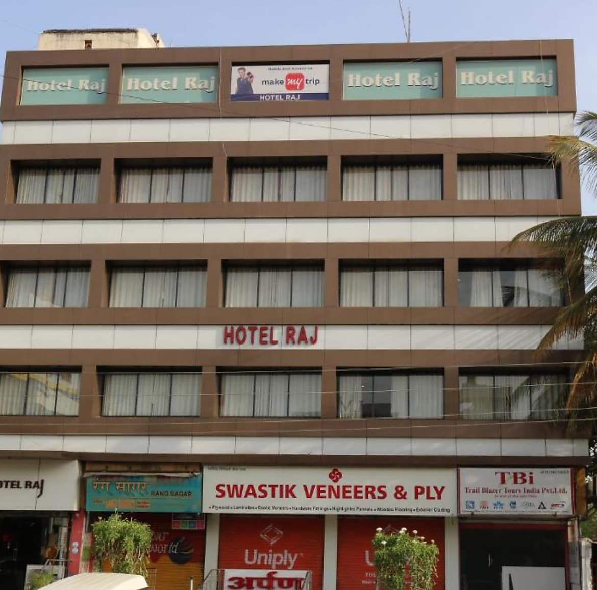 Photos of HOTEL RAJ - Hotel in Chhatrapati Sambhajinagar