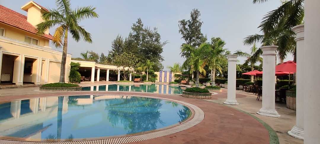 Country Roads 𝗕𝗢𝗢𝗞 Howrah Resort 𝘄𝗶𝘁𝗵 𝗙𝗥𝗘𝗘 𝗖𝗮𝗻𝗰𝗲𝗹𝗹𝗮𝘁𝗶𝗼𝗻