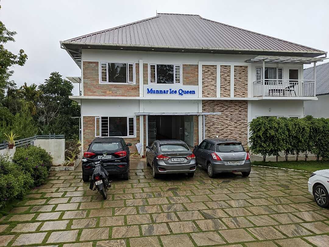 Munnar Ice Queen | Rooms & Cottages | Munnar Villa BOOK @ ₹1