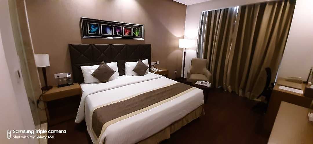 The Grand JBR 𝗕𝗢𝗢𝗞 Lucknow Hotel 𝘄𝗶𝘁𝗵 𝗙𝗥𝗘𝗘 𝗖𝗮𝗻𝗰𝗲𝗹𝗹𝗮𝘁𝗶𝗼𝗻