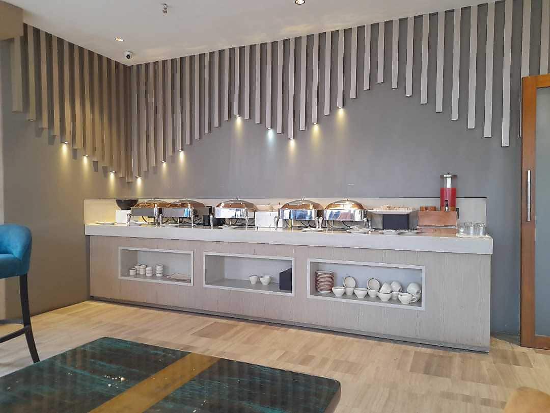 LYNQ AERO 𝗕𝗢𝗢𝗞 Kolkata Hotel 𝘄𝗶𝘁𝗵 𝗙𝗥𝗘𝗘 𝗖𝗮𝗻𝗰𝗲𝗹𝗹𝗮𝘁𝗶𝗼𝗻