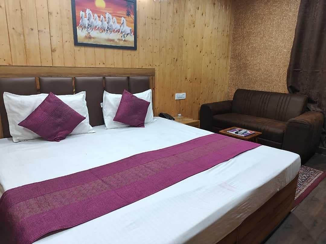 Photos of Sheesha Cottage - Guest House in Patnitop