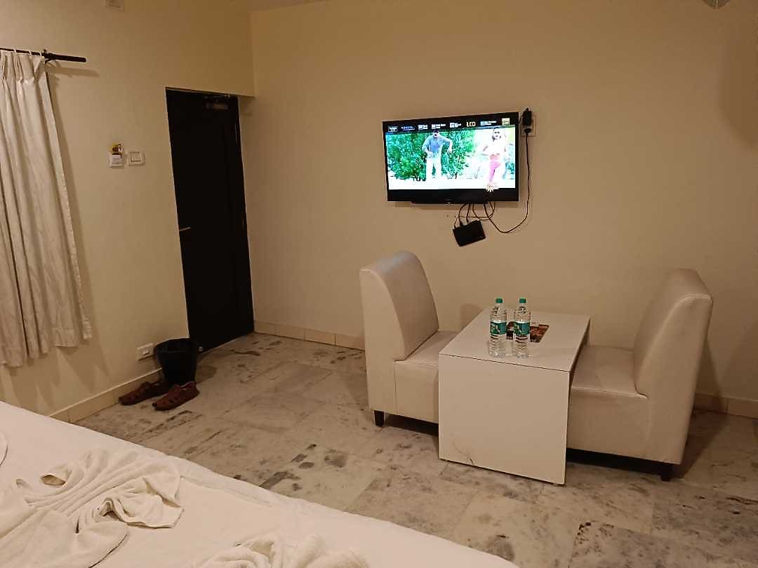 Hotel Dravidar 100% Money Back 𝗕𝗢𝗢𝗞 Velankanni Hotel 𝘄𝗶𝘁𝗵 𝗙𝗥𝗘𝗘 𝗖𝗮𝗻𝗰𝗲𝗹𝗹𝗮𝘁𝗶𝗼𝗻