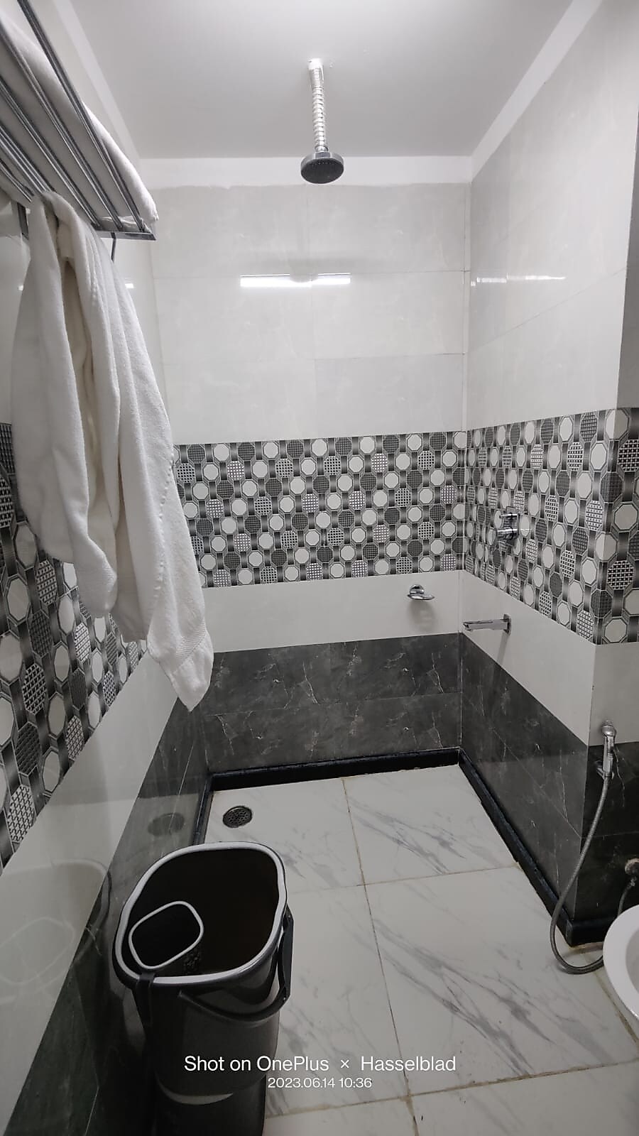 Red Roof Resort Lansdowne 𝗕𝗢𝗢𝗞 Lansdowne BnB 𝘄𝗶𝘁𝗵 𝗙𝗥𝗘𝗘 𝗖𝗮𝗻𝗰𝗲𝗹𝗹𝗮𝘁𝗶𝗼𝗻