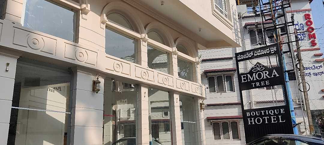 Emora Tree 𝗕𝗢𝗢𝗞 Mysore Hotel 𝘄𝗶𝘁𝗵 𝗙𝗥𝗘𝗘 𝗖𝗮𝗻𝗰𝗲𝗹𝗹𝗮𝘁𝗶𝗼𝗻