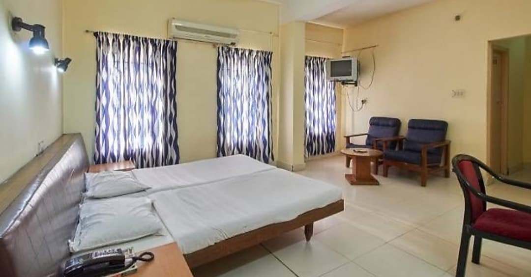 Grand Chaithram KTDC Best Rates on Thiruvananthapuram Hotel Deals ...