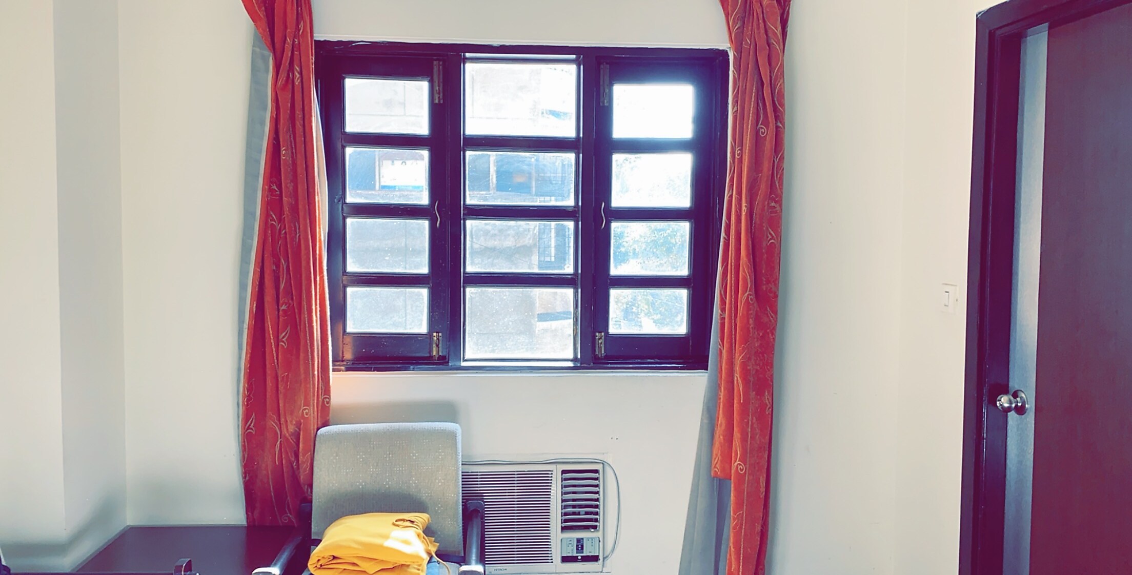 4 Mall Road | Rooms with Wi-Fi 𝗕𝗢𝗢𝗞 Dehradun Homestay 𝘄𝗶𝘁𝗵 𝗙𝗥𝗘𝗘 ...