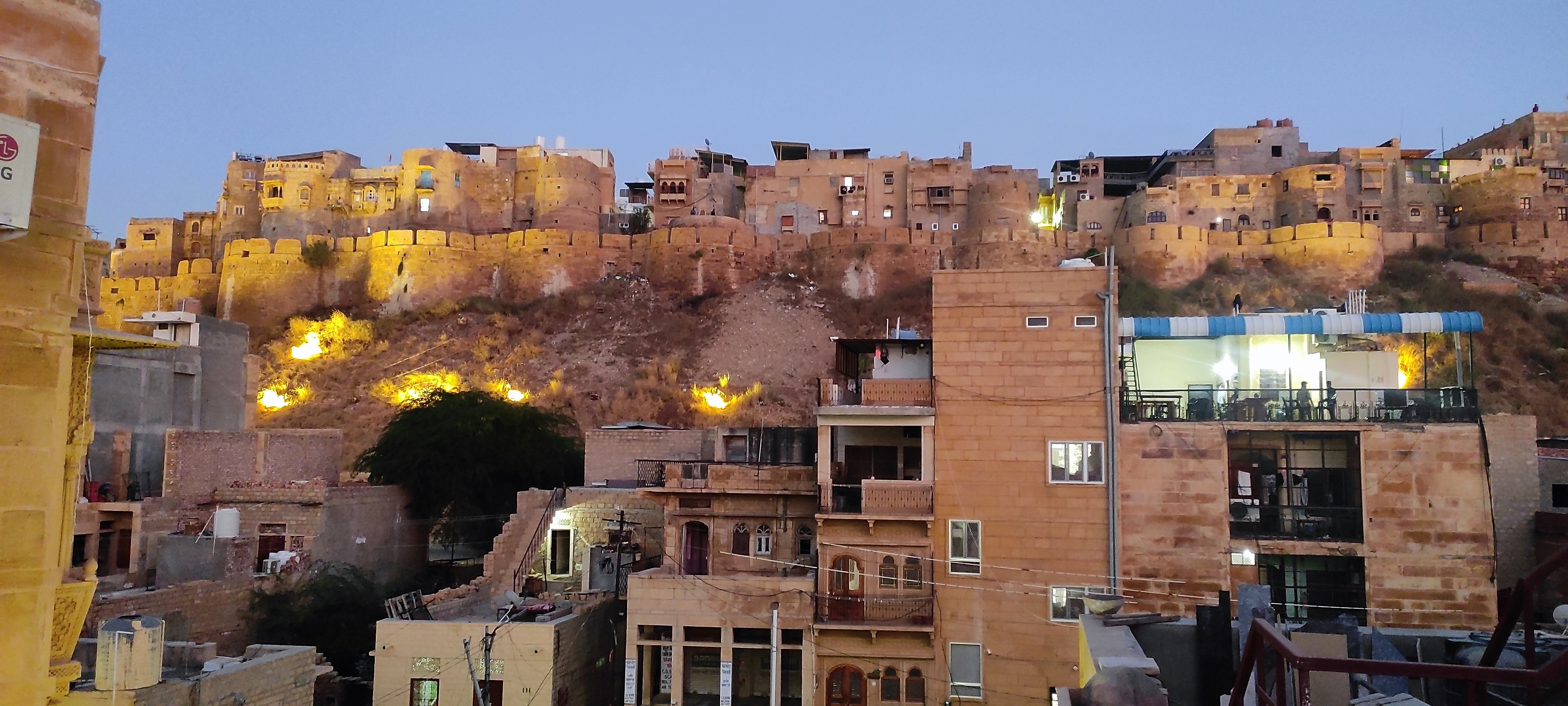 Hotel Roop Mahal 𝗕𝗢𝗢𝗞 Jaisalmer Hotel 𝘄𝗶𝘁𝗵 𝗙𝗥𝗘𝗘 𝗖𝗮𝗻𝗰𝗲𝗹𝗹𝗮𝘁𝗶𝗼𝗻