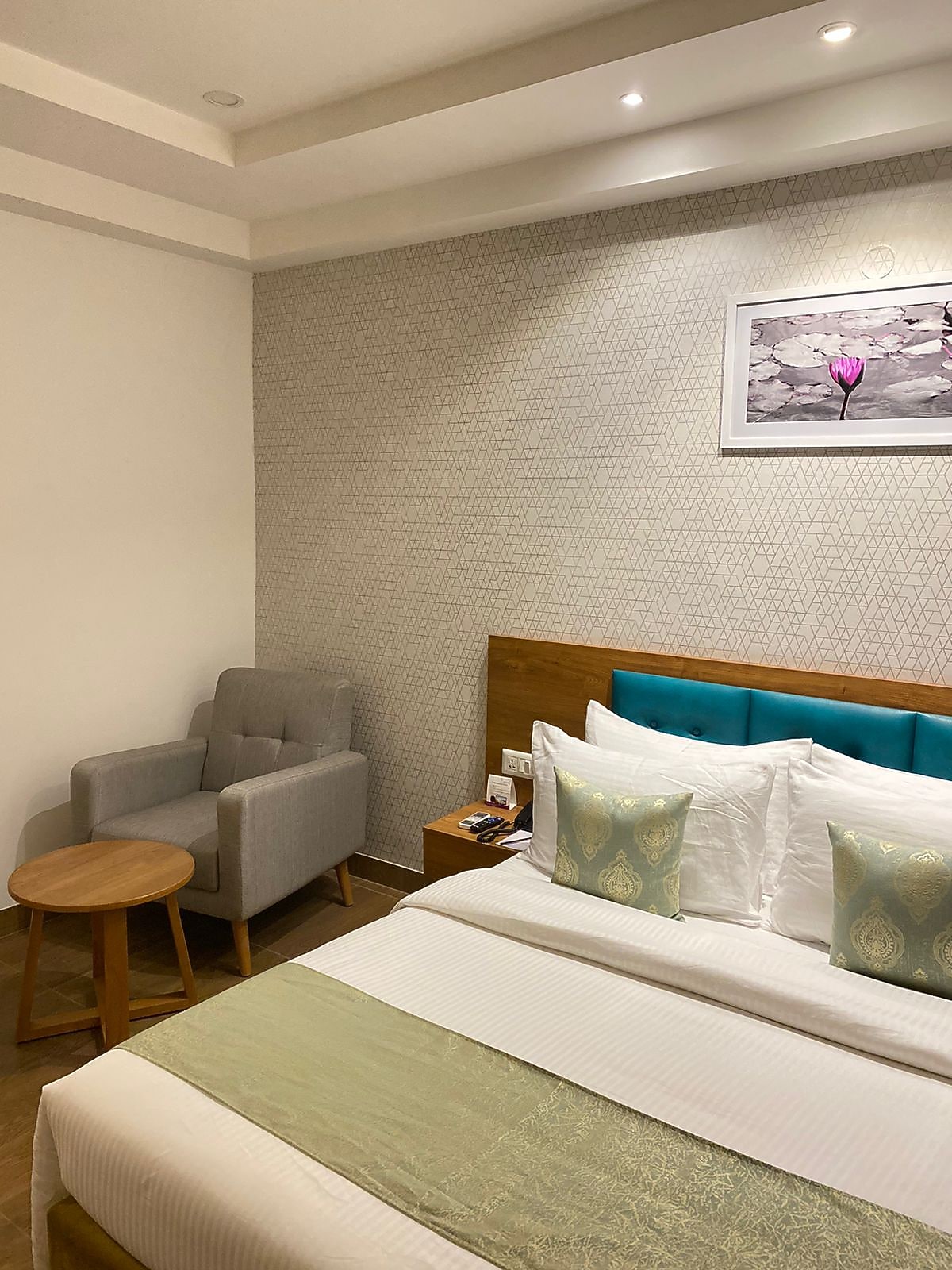 Regenta Inn 4th Block Koramangala Bangalore 𝗕𝗢𝗢𝗞 Bangalore Hotel 𝘄𝗶𝘁𝗵 ...