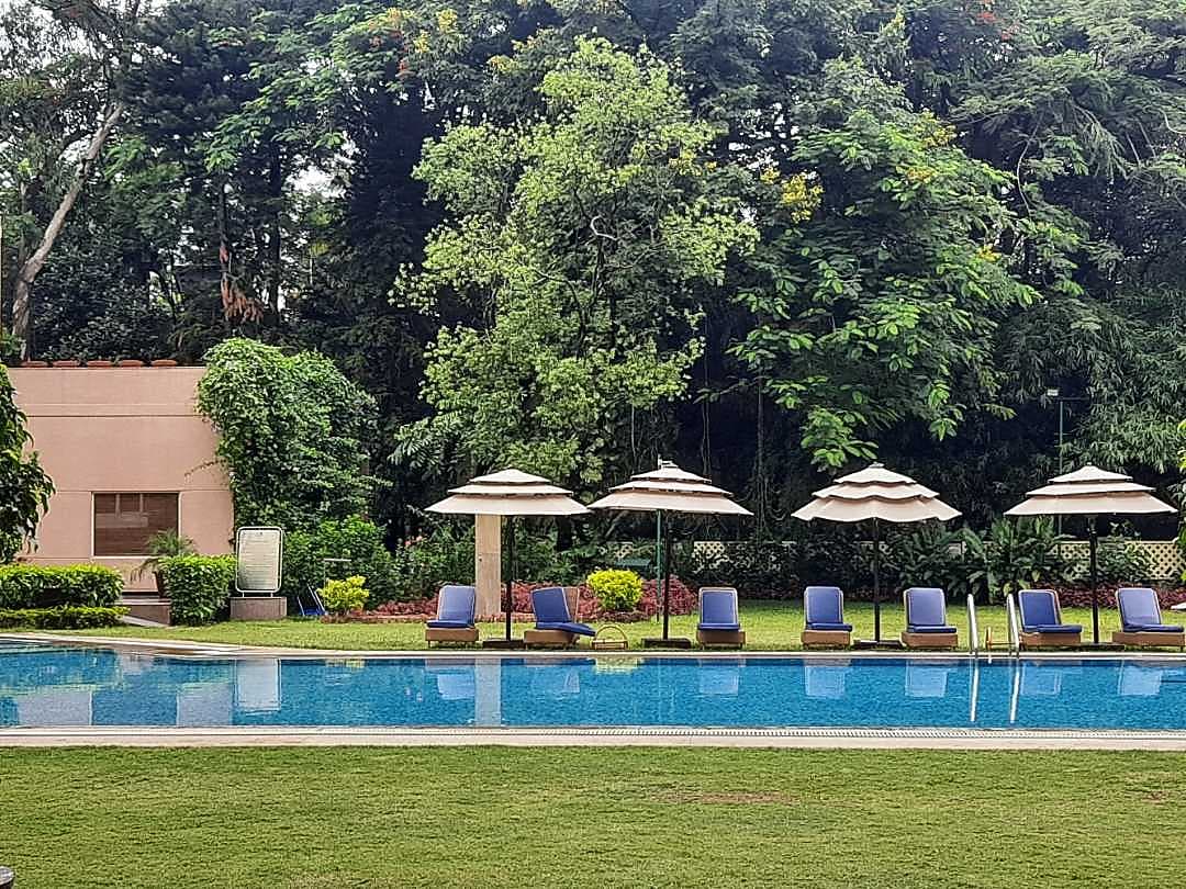 The Lalit Ashok Bangalore 𝗕𝗢𝗢𝗞 Bangalore Hotel 𝘄𝗶𝘁𝗵 ₹𝟬 𝗣𝗔𝗬𝗠𝗘𝗡𝗧