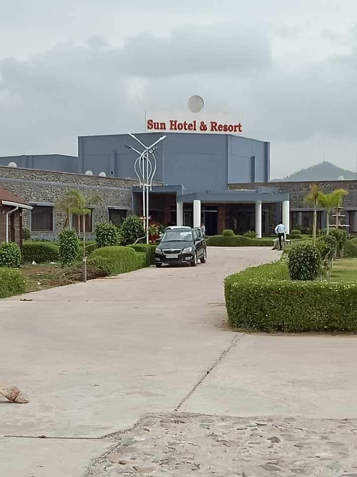 Sun Hotel and Resort, Abu Road (39 kms from Mount Abu) Abu Road Hotel ...