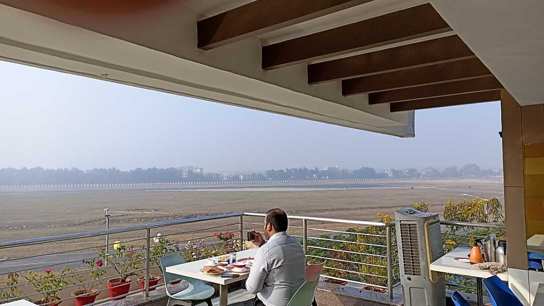 HOTEL GREEN ACRES 100% Money Back | Ranchi Hotel BOOK @ ₹1