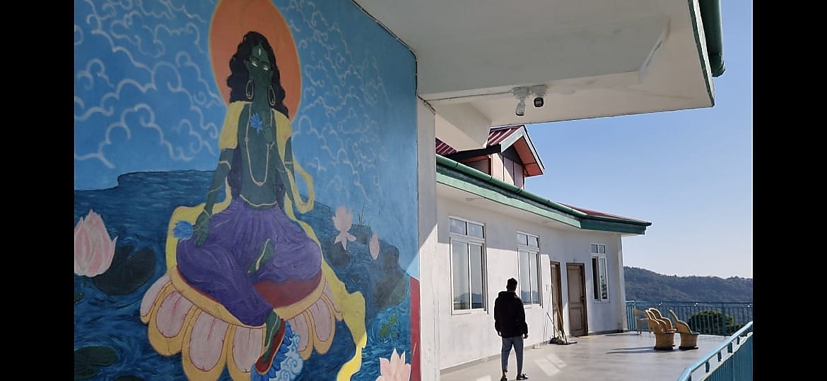 Chokling ArtHouse - The Treasure of Himalayas 𝗕𝗢𝗢𝗞 Bir Billing Hostel ...