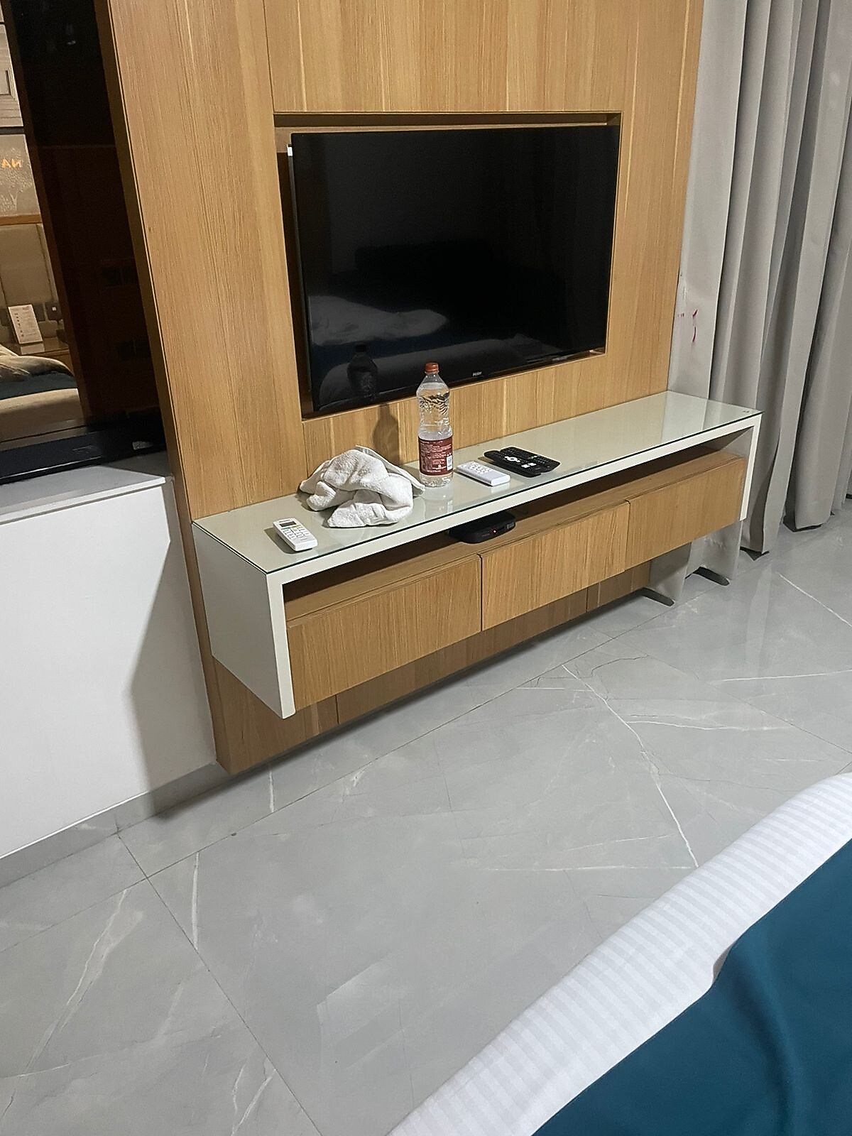 TAAR TANGERINE 𝗕𝗢𝗢𝗞 Hyderabad Hotel 𝘄𝗶𝘁𝗵 𝗙𝗥𝗘𝗘 𝗖𝗮𝗻𝗰𝗲𝗹𝗹𝗮𝘁𝗶𝗼𝗻