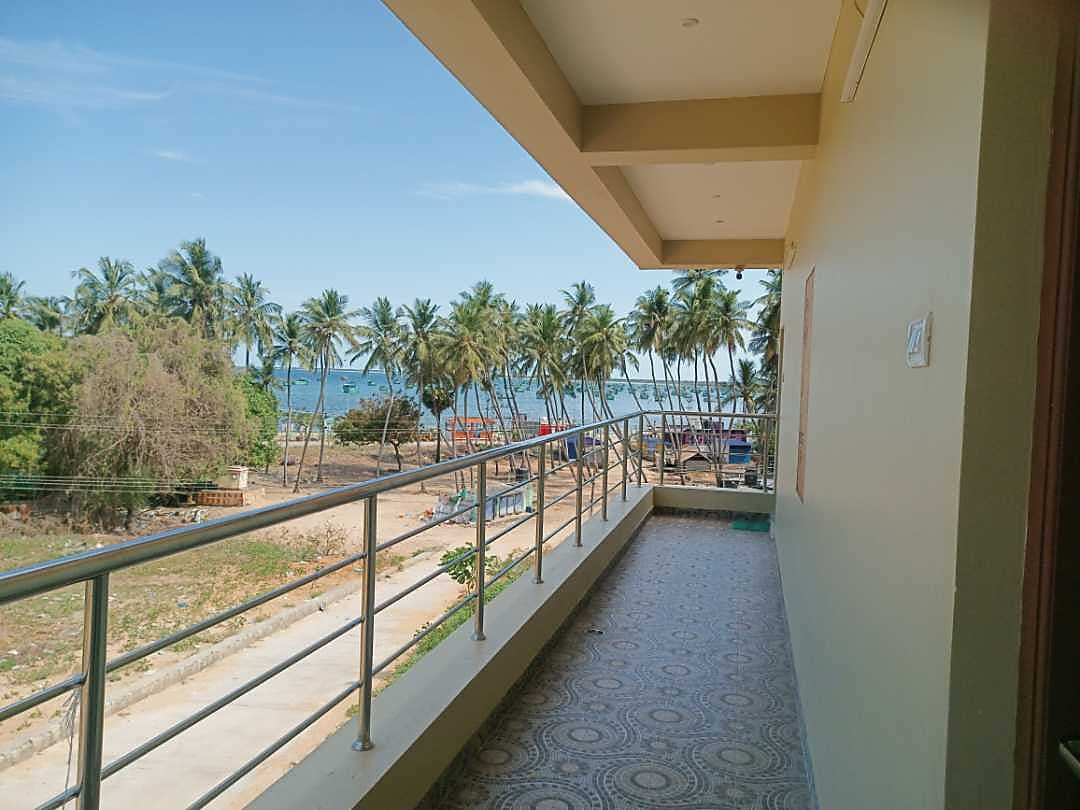 OCEAN SANDS RESIDENCY 𝗕𝗢𝗢𝗞 Rameshwaram Lodge 𝘄𝗶𝘁𝗵 𝗙𝗥𝗘𝗘 𝗖𝗮𝗻𝗰𝗲𝗹𝗹𝗮𝘁𝗶𝗼𝗻