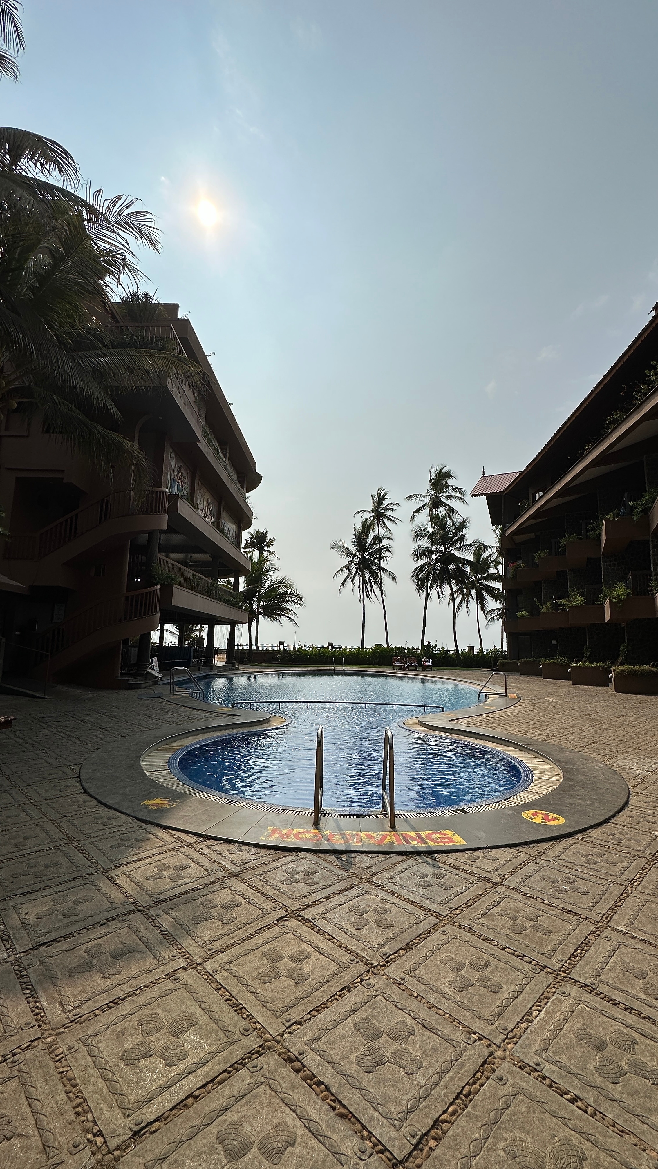 Uday Samudra Leisure Beach Hotel 𝗕𝗢𝗢𝗞 Kovalam and Poovar Resort 𝘄𝗶𝘁𝗵 ...