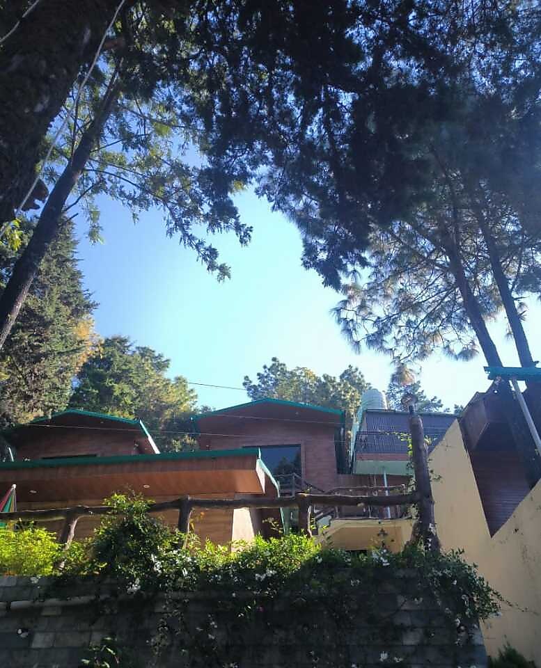 Mountain Castle 𝗕𝗢𝗢𝗞 Mussoorie Cottage 𝘄𝗶𝘁𝗵 𝗙𝗥𝗘𝗘 𝗖𝗮𝗻𝗰𝗲𝗹𝗹𝗮𝘁𝗶𝗼𝗻