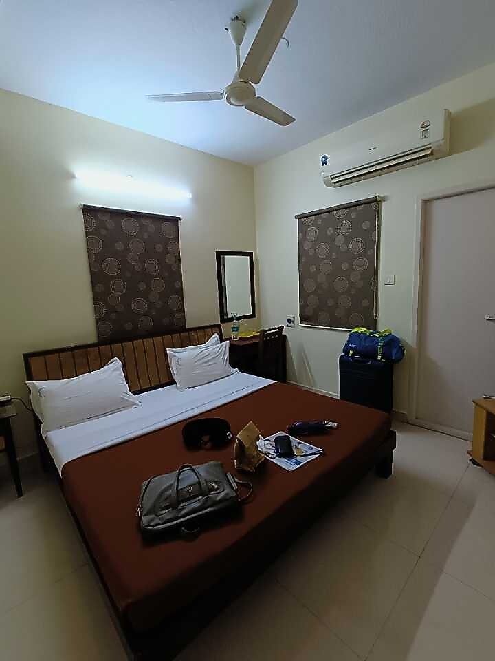 CRESCENT CORPORATE STAY (FORTIS MALAR, ISWARYA, CANCER, RAMANUJAN ...