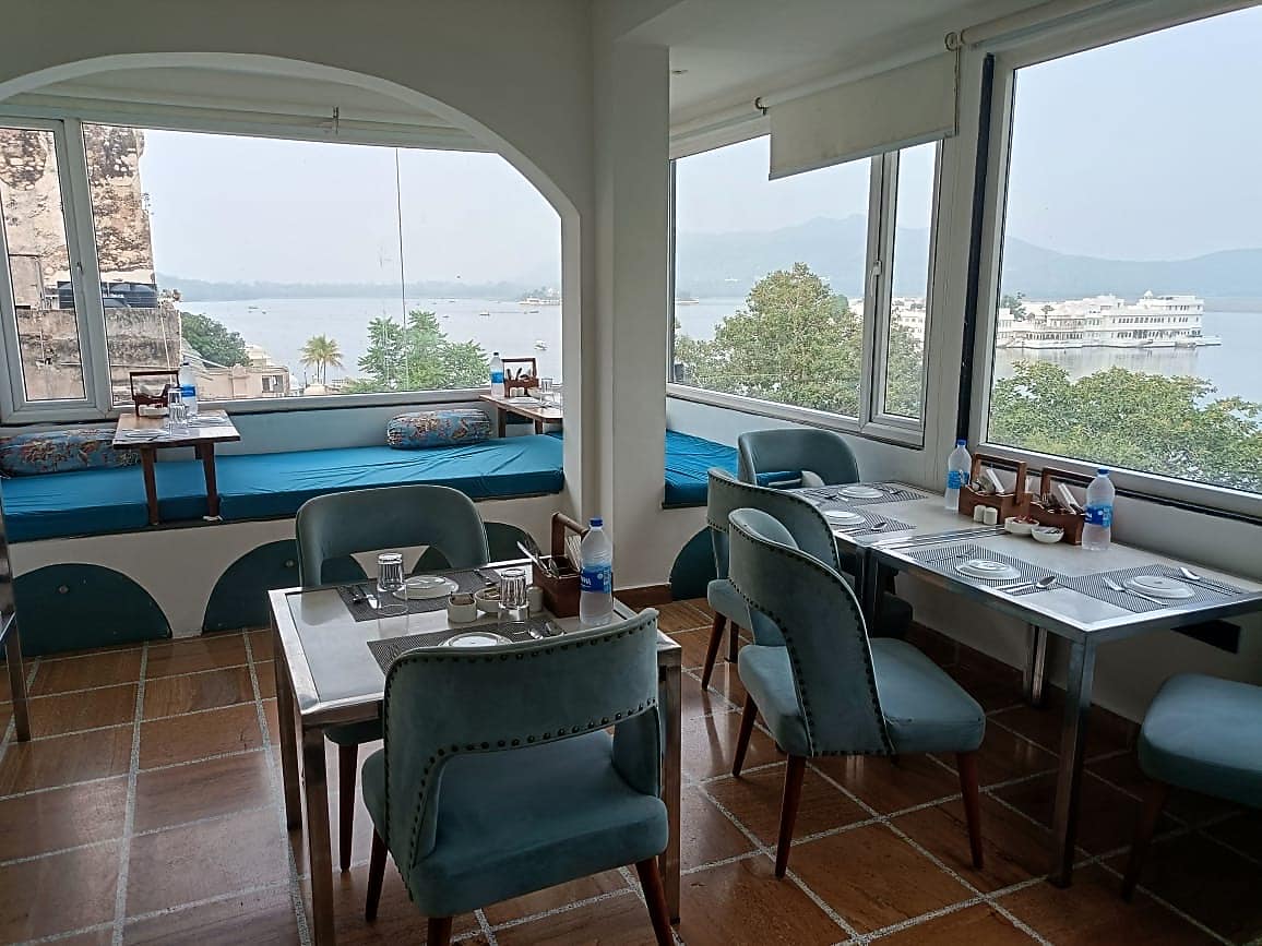 Moustache Udaipur Luxuria 𝗕𝗢𝗢𝗞 Udaipur Homestay 𝘄𝗶𝘁𝗵 𝗙𝗥𝗘𝗘 𝗖𝗮𝗻𝗰𝗲𝗹𝗹𝗮𝘁𝗶𝗼𝗻