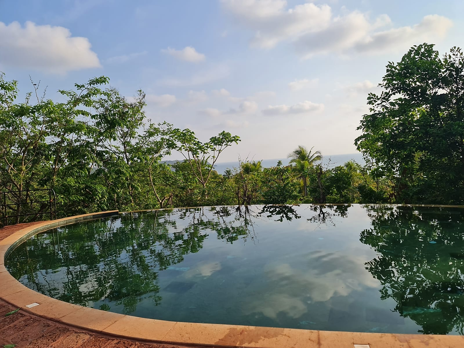 CABO SERAI 𝗕𝗢𝗢𝗞 Goa Luxury Camp 𝘄𝗶𝘁𝗵 ₹𝟬 𝗣𝗔𝗬𝗠𝗘𝗡𝗧
