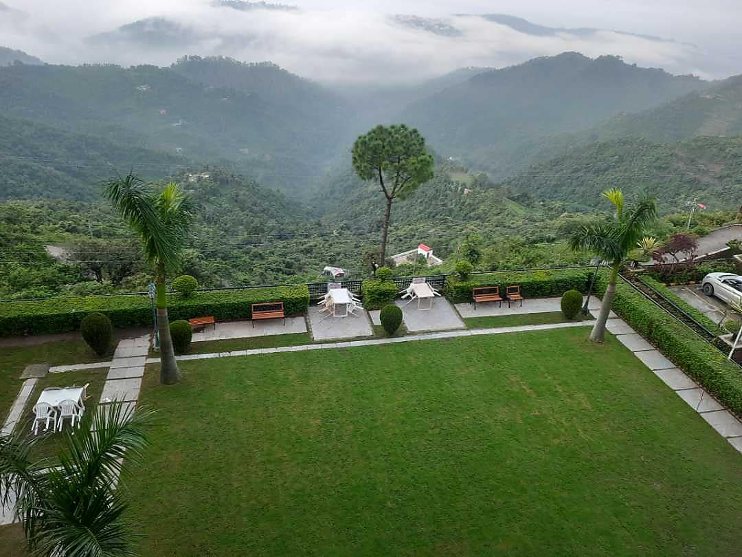 Grand View Resort 𝗕𝗢𝗢𝗞 Nahan Hotel 𝘄𝗶𝘁𝗵 ₹𝟬 𝗣𝗔𝗬𝗠𝗘𝗡𝗧