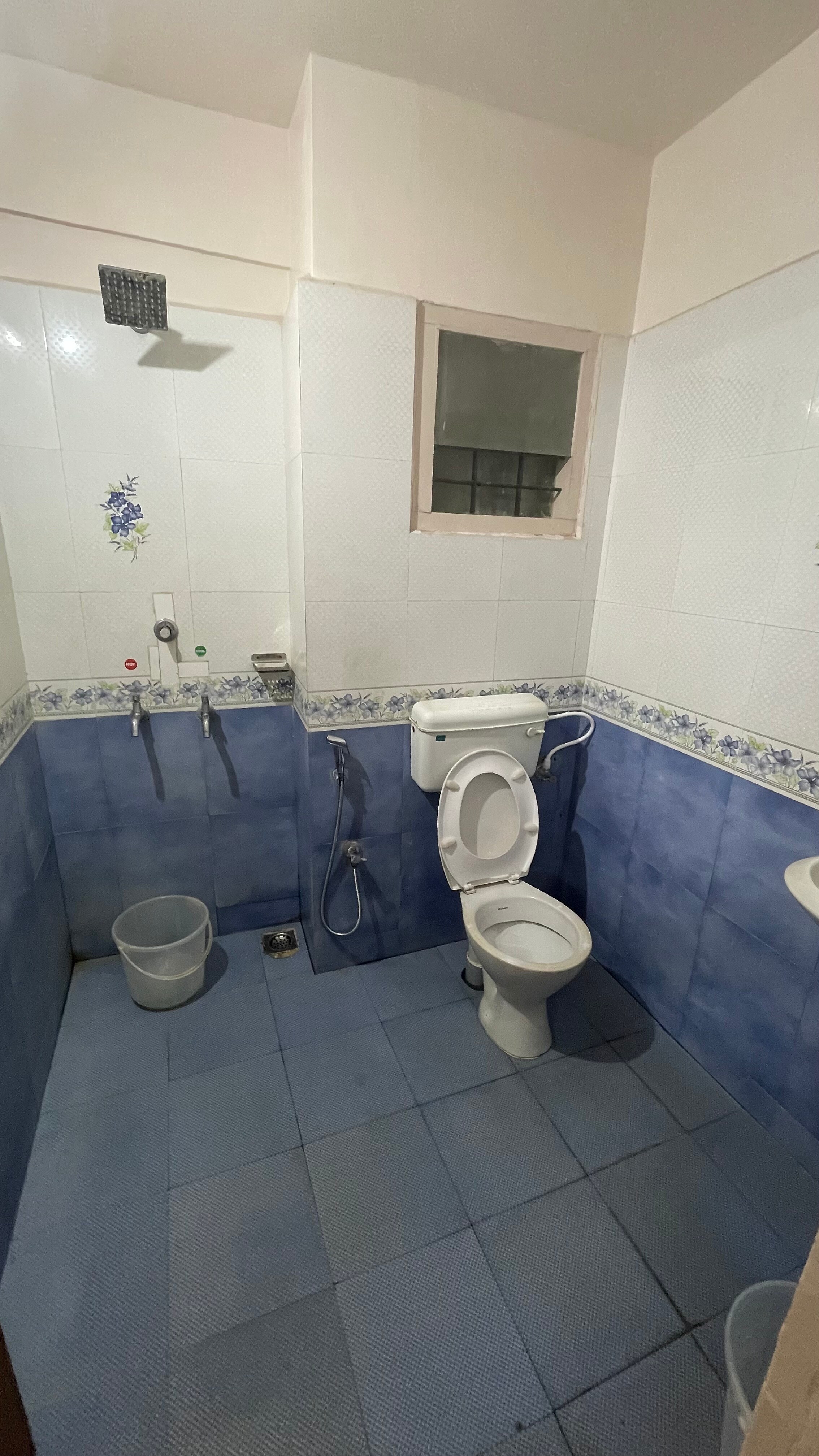 HOTEL TRIVA 𝗕𝗢𝗢𝗞 Thiruvananthapuram Hotel 𝘄𝗶𝘁𝗵 ₹𝟬 𝗣𝗔𝗬𝗠𝗘𝗡𝗧