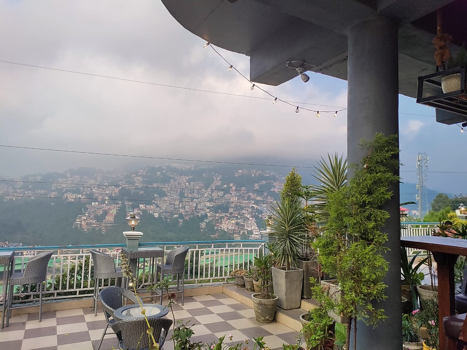House of Lights, Solan 𝗕𝗢𝗢𝗞 Solan Homestay 𝘄𝗶𝘁𝗵 ₹𝟬 𝗣𝗔𝗬𝗠𝗘𝗡𝗧