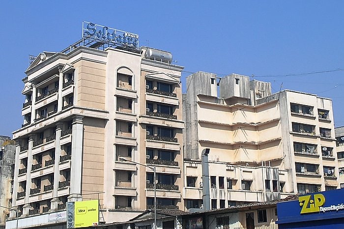 Hotel Solitaire 𝗕𝗢𝗢𝗞 Mumbai Hotel 𝘄𝗶𝘁𝗵 𝗙𝗥𝗘𝗘 𝗖𝗮𝗻𝗰𝗲𝗹𝗹𝗮𝘁𝗶𝗼𝗻