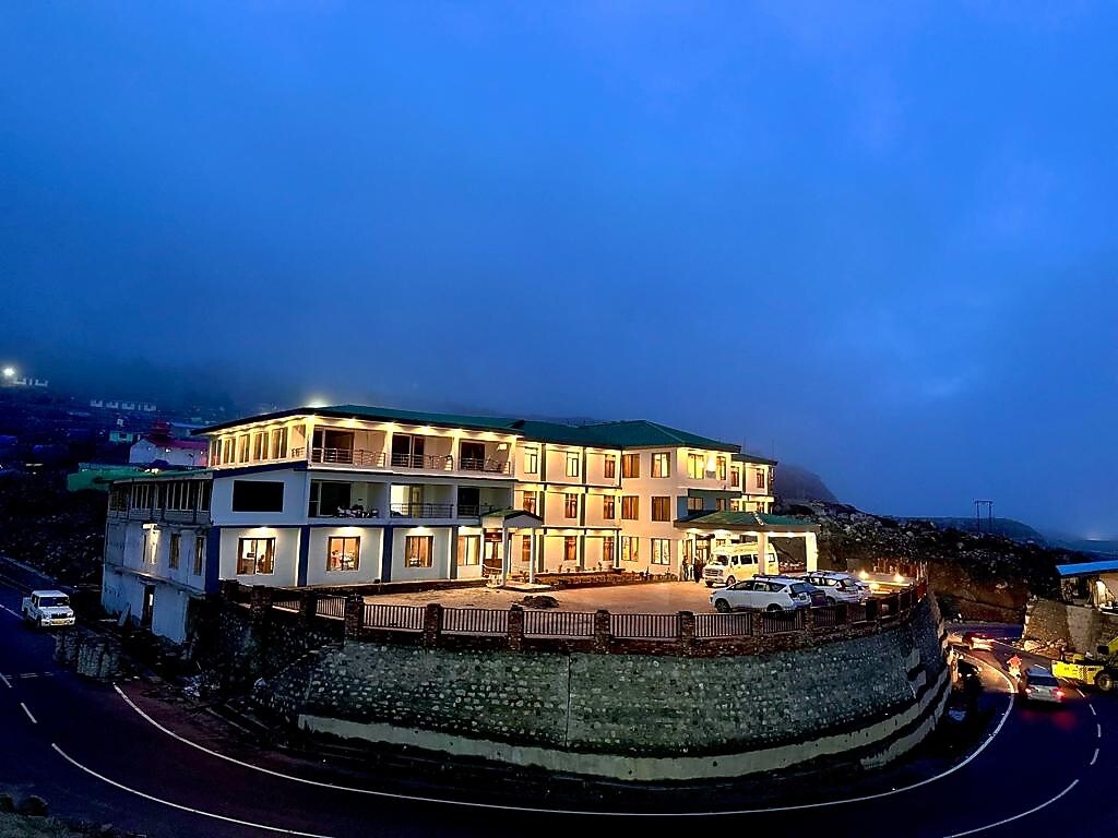 Amritara The Avadh 𝗕𝗢𝗢𝗞 Badrinath Hotel 𝘄𝗶𝘁𝗵 ₹𝟬 𝗣𝗔𝗬𝗠𝗘𝗡𝗧