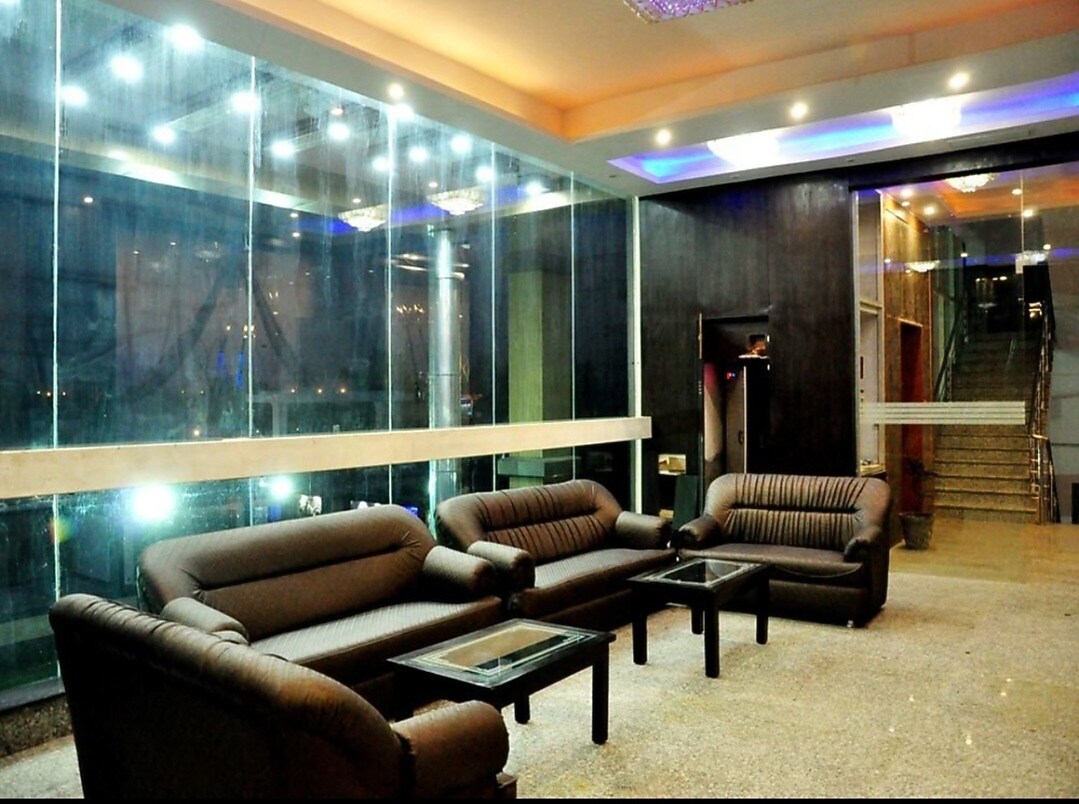 The Revanta 𝗕𝗢𝗢𝗞 Lucknow Hotel 𝘄𝗶𝘁𝗵 𝗙𝗥𝗘𝗘 𝗖𝗮𝗻𝗰𝗲𝗹𝗹𝗮𝘁𝗶𝗼𝗻