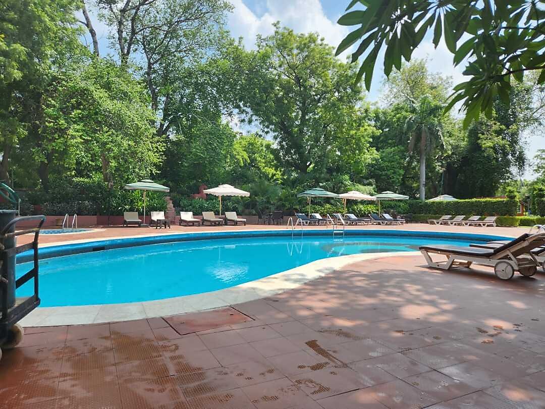 Hotel Clarks Shiraz 𝗕𝗢𝗢𝗞 Agra Hotel 𝘄𝗶𝘁𝗵 𝗙𝗥𝗘𝗘 𝗖𝗮𝗻𝗰𝗲𝗹𝗹𝗮𝘁𝗶𝗼𝗻