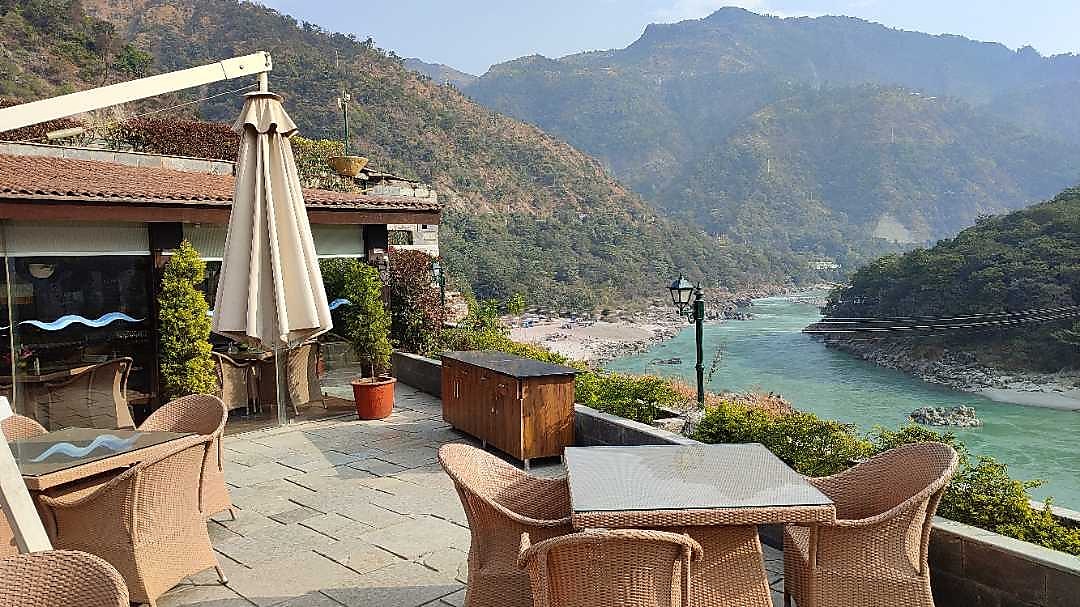 Aloha Apartments Stay on Ganges 𝗕𝗢𝗢𝗞 Rishikesh Apartment 𝘄𝗶𝘁𝗵 𝗙𝗥𝗘𝗘 ...